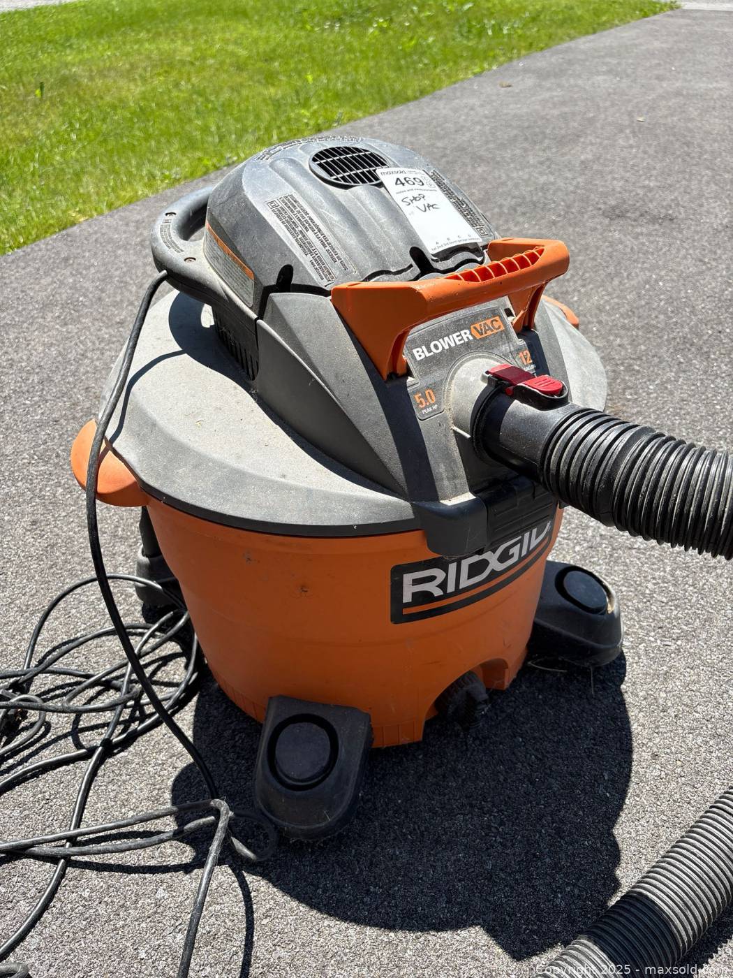 Ridgid 5HP 12 Gallon Shop Vac | Maxsold