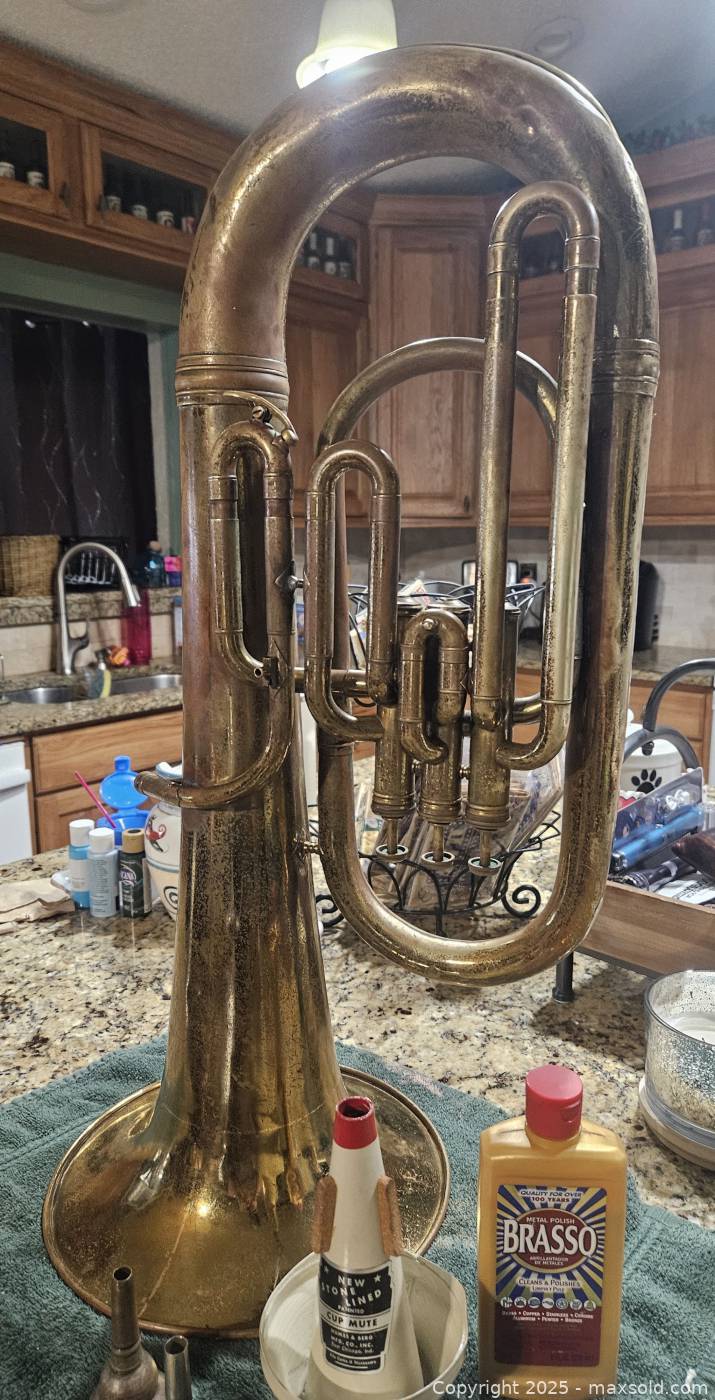 Vintage Brass Baritone with Case, Mouthpieces & Brass Cleaner | Maxsold