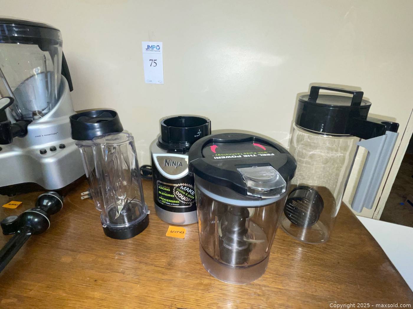 Ninja blender set, Smoothie Pro, egg cooker | Maxsold