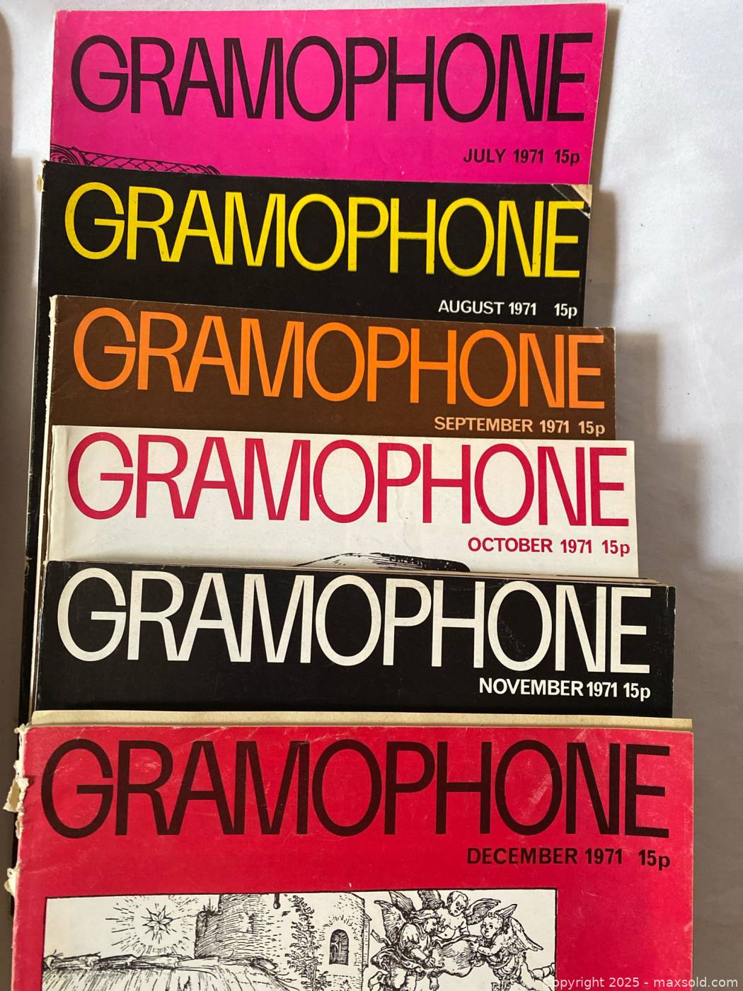 1971 Gramophone magazines complete set | Maxsold