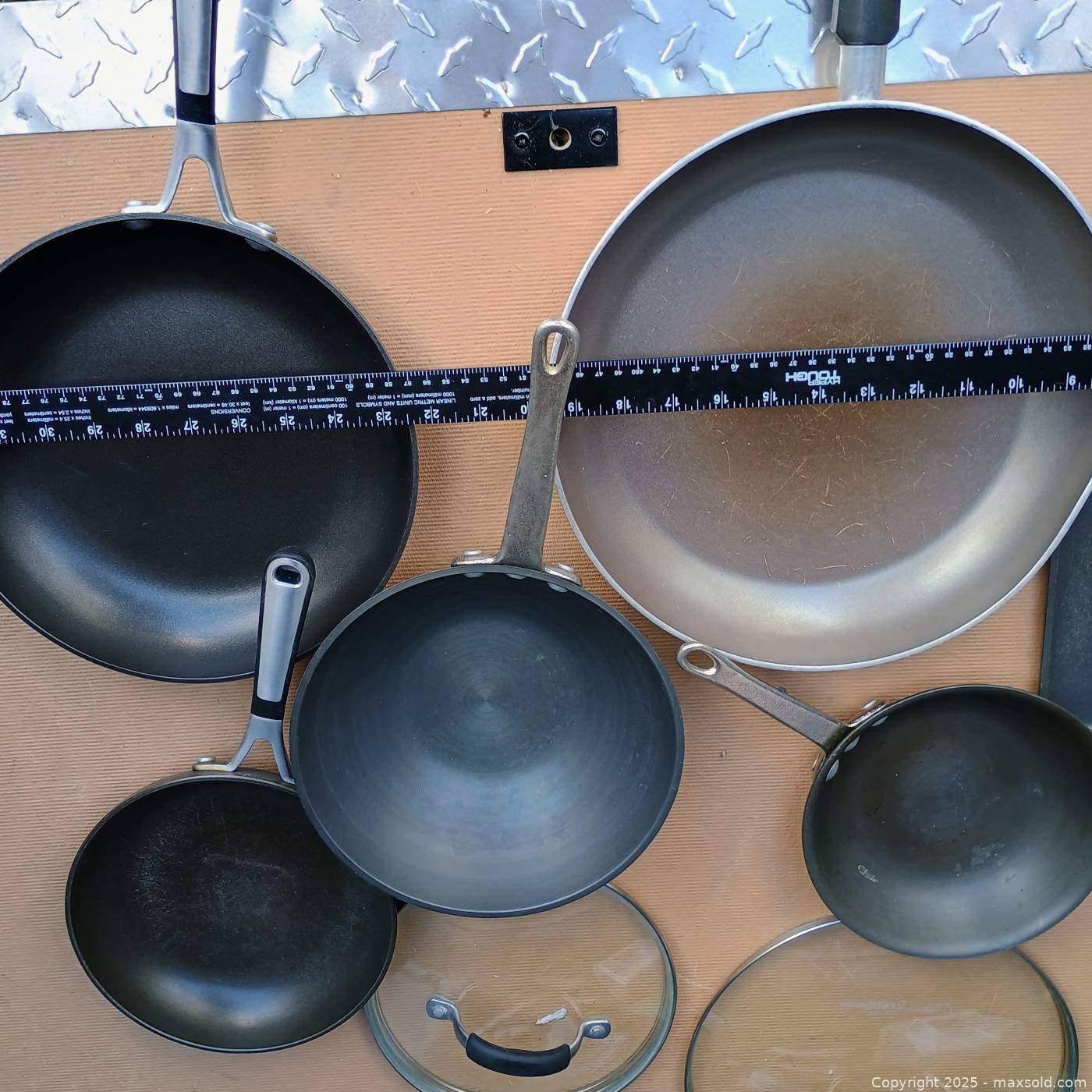 Assorted Calphalon & commercial pans | Maxsold