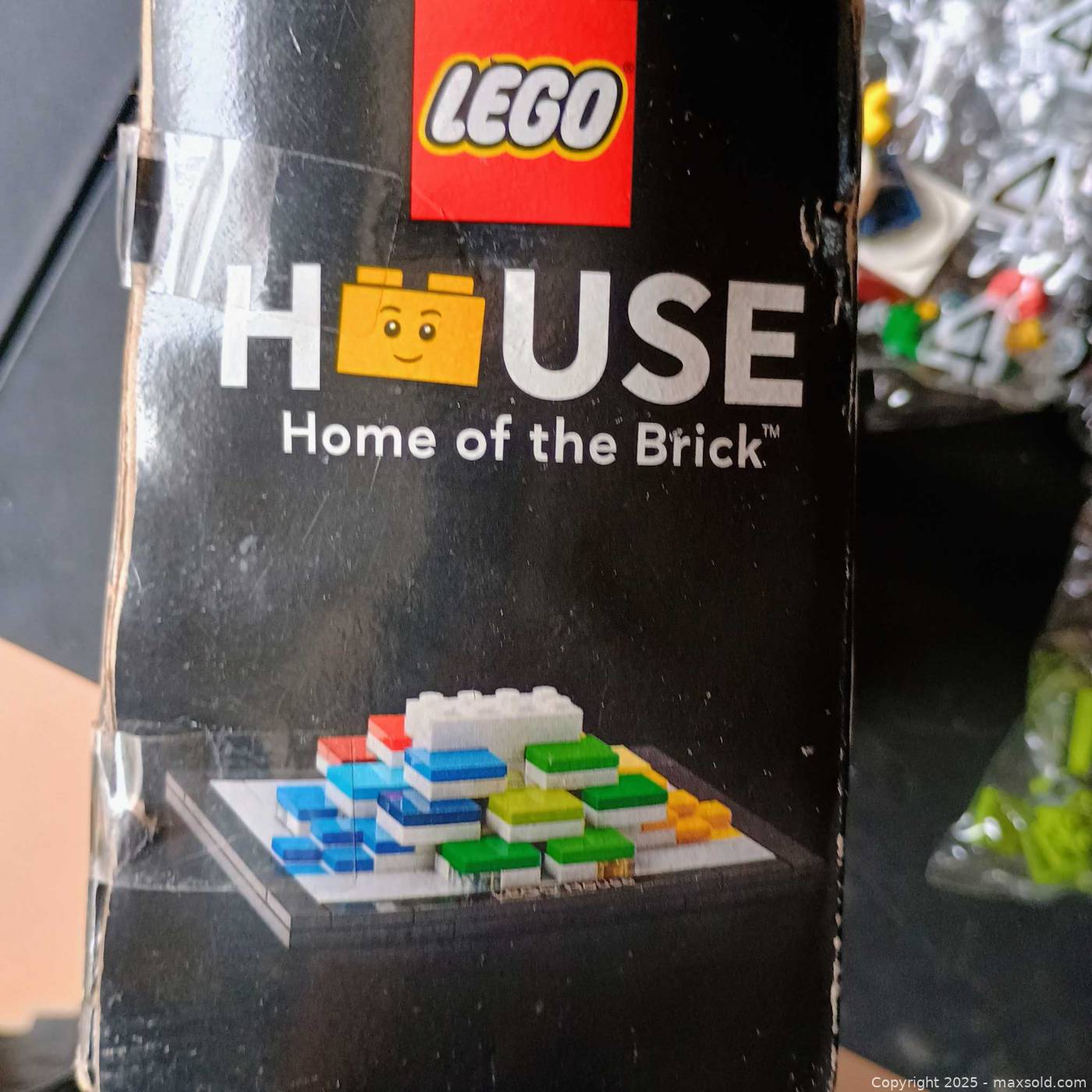 LEGO House Home of the Brick building set | Maxsold