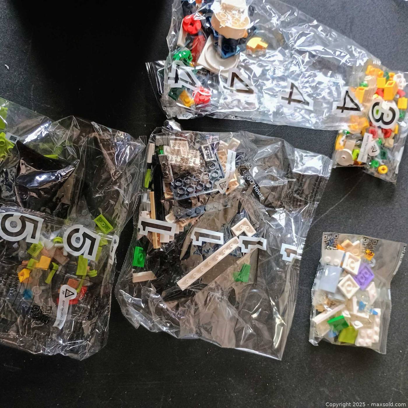 LEGO House Home of the Brick building set | Maxsold