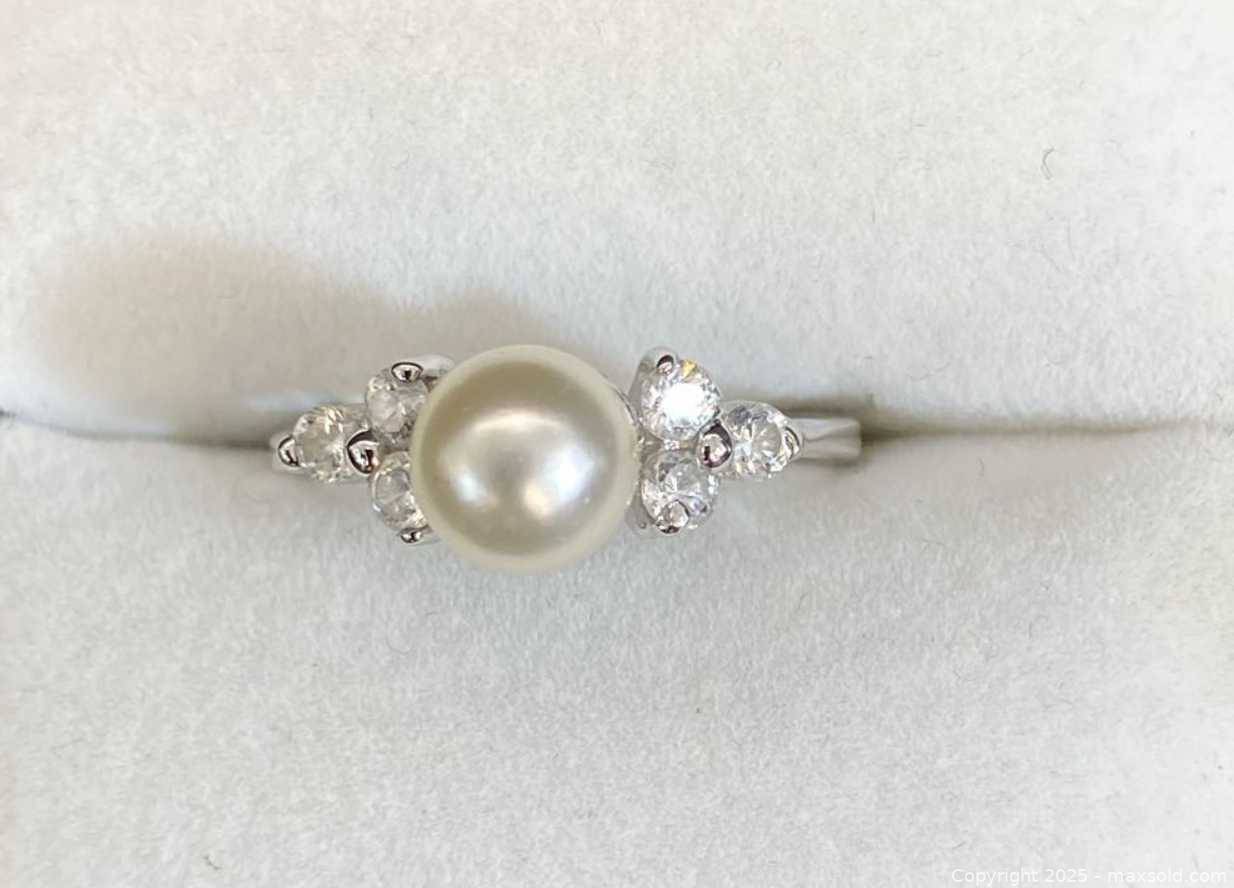 Vintage Gold and Silver Colored Dinner and Engagement Rings Sizes 6.5 ...