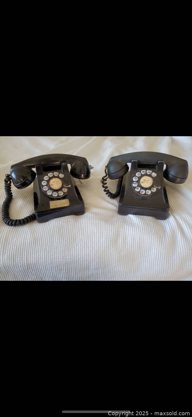 Pair Vintage 302-Style Rotary Desk Telephones | Maxsold