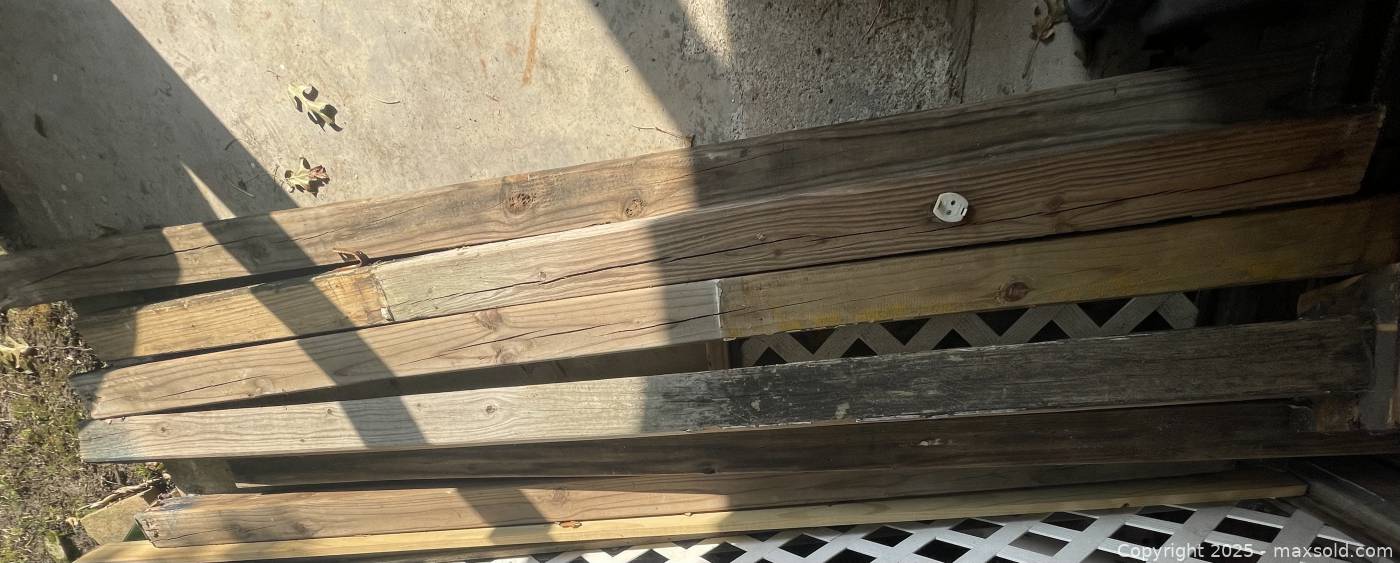 6 reclaimed 4x4 wood posts | Maxsold