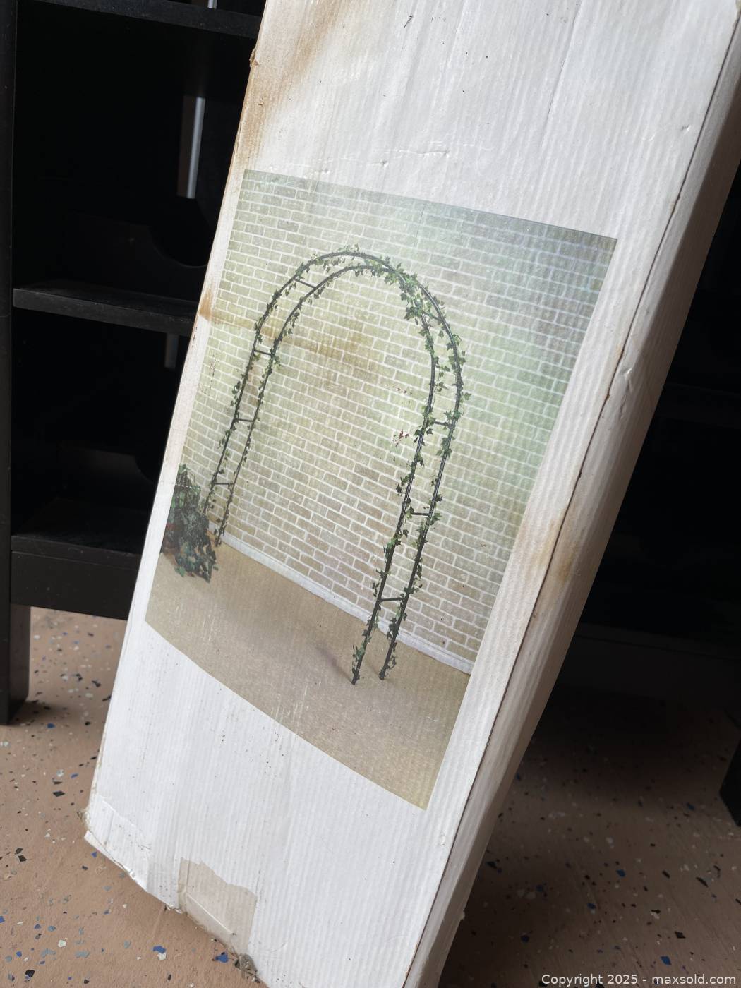 Metal Garden Arch/Arbor Trellis Kit | Maxsold