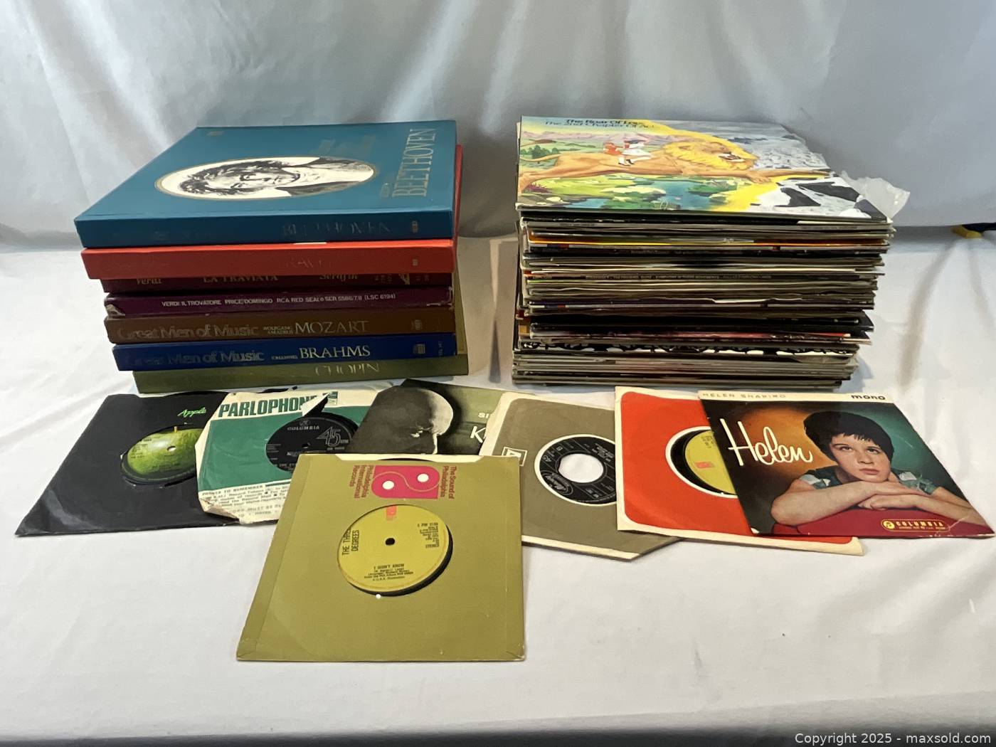 Vintage Classical Vinyl Records Approx. 60 | Maxsold