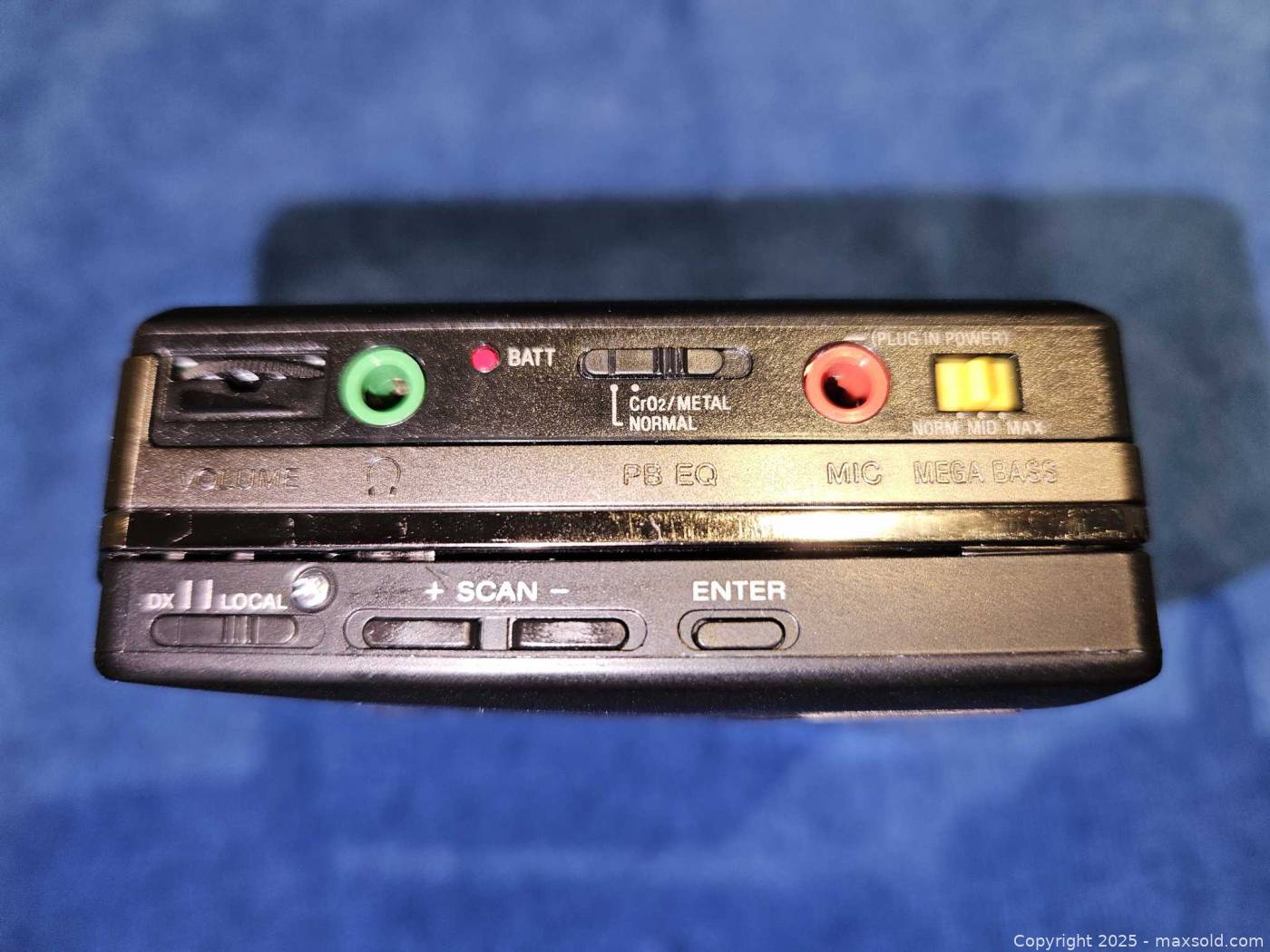Sony Recording Walkman With Accessories | Maxsold