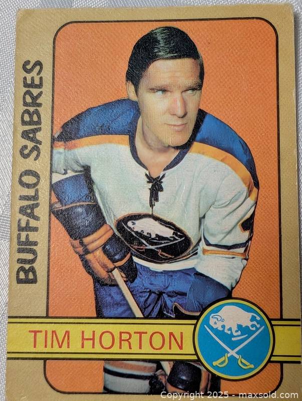 1972-73 O-Pee-Chee #197 Tim Horton Hockey Card | Maxsold