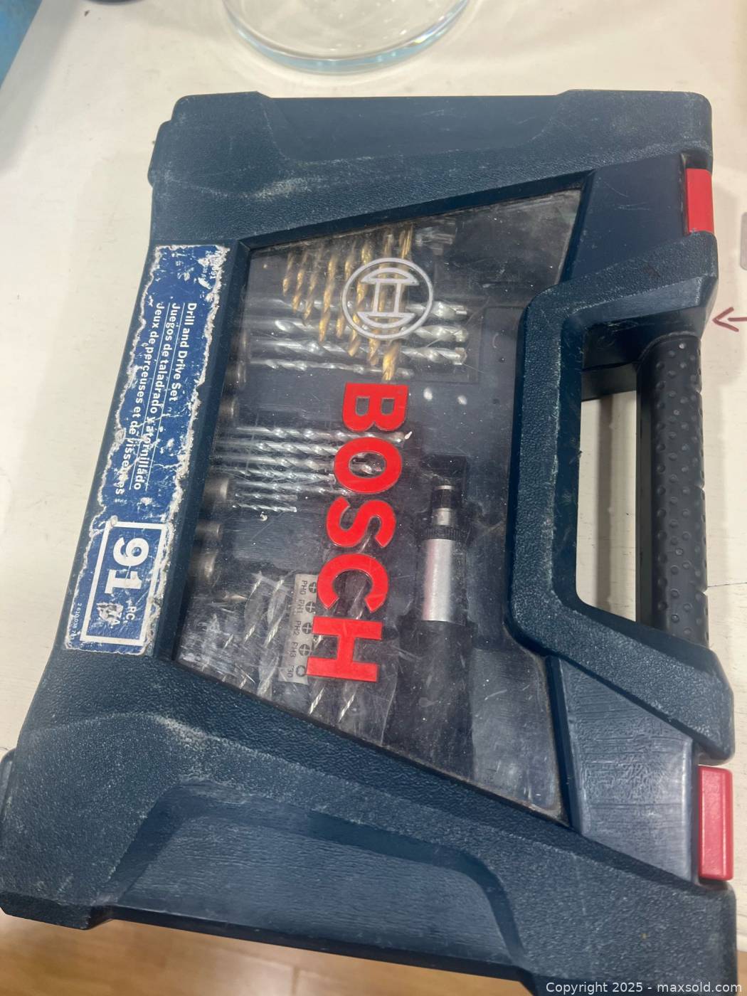 Bosch drill and driver bit set in hard case | Maxsold