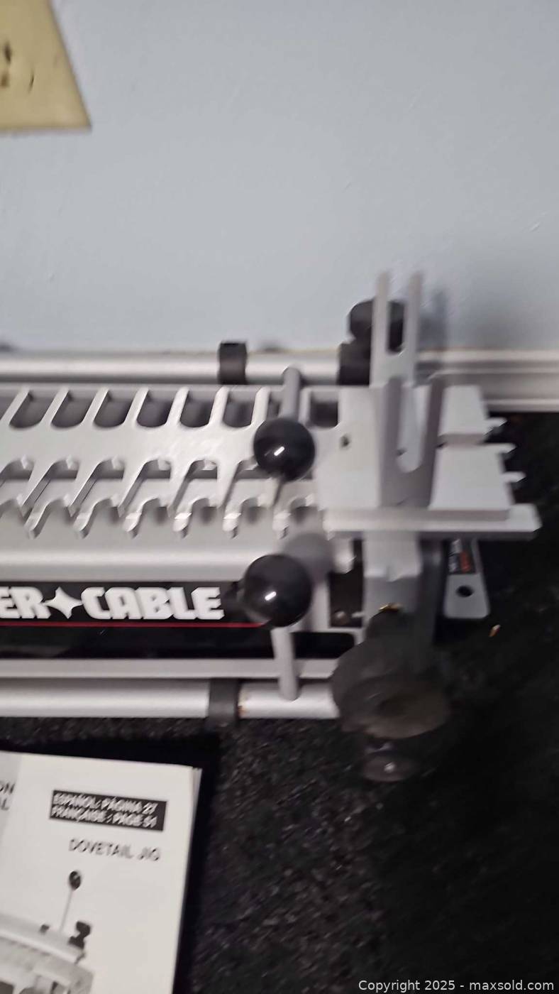 Porter-Cable 4212 dovetail jig with manual | Maxsold