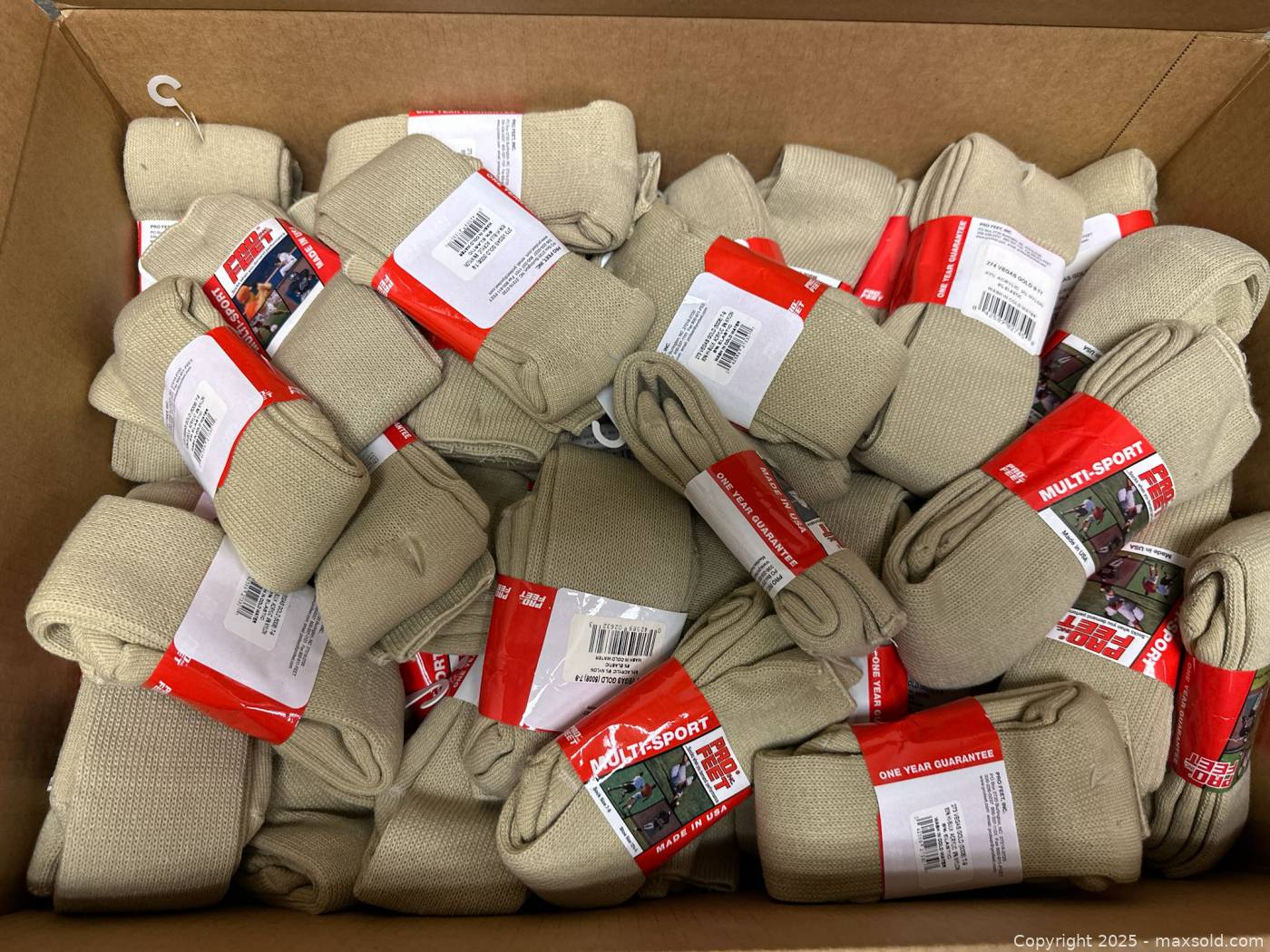 40 Pro Feet Multi-Sport “Vegas Gold” Socks | Maxsold