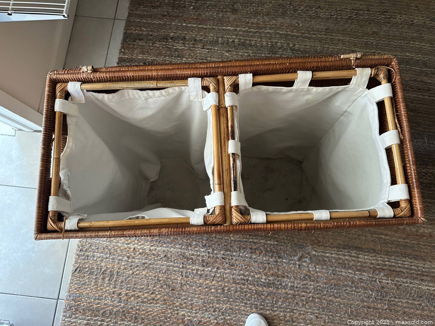 Double wicker laundry hamper with lid & removable liners | Maxsold