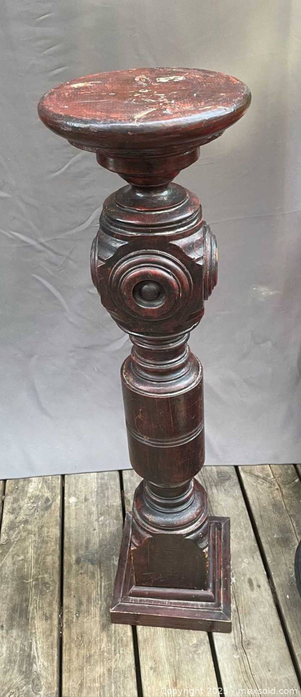 Antique wooden newel post pedestal stand | Maxsold