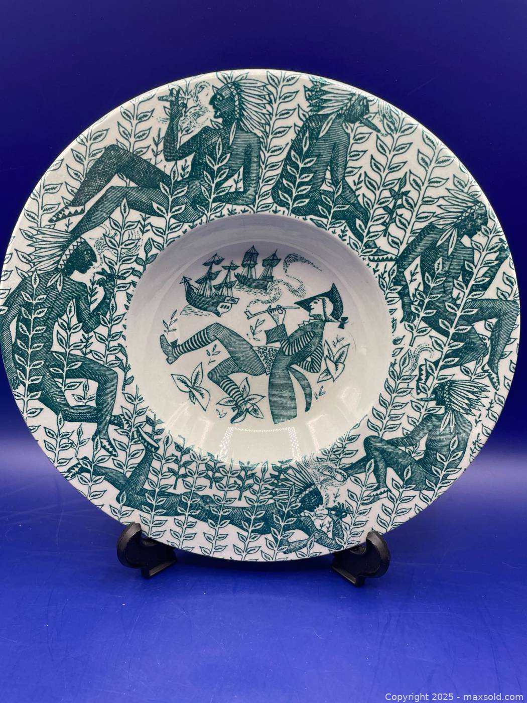 Six Danish decorative plates and bowl | Maxsold