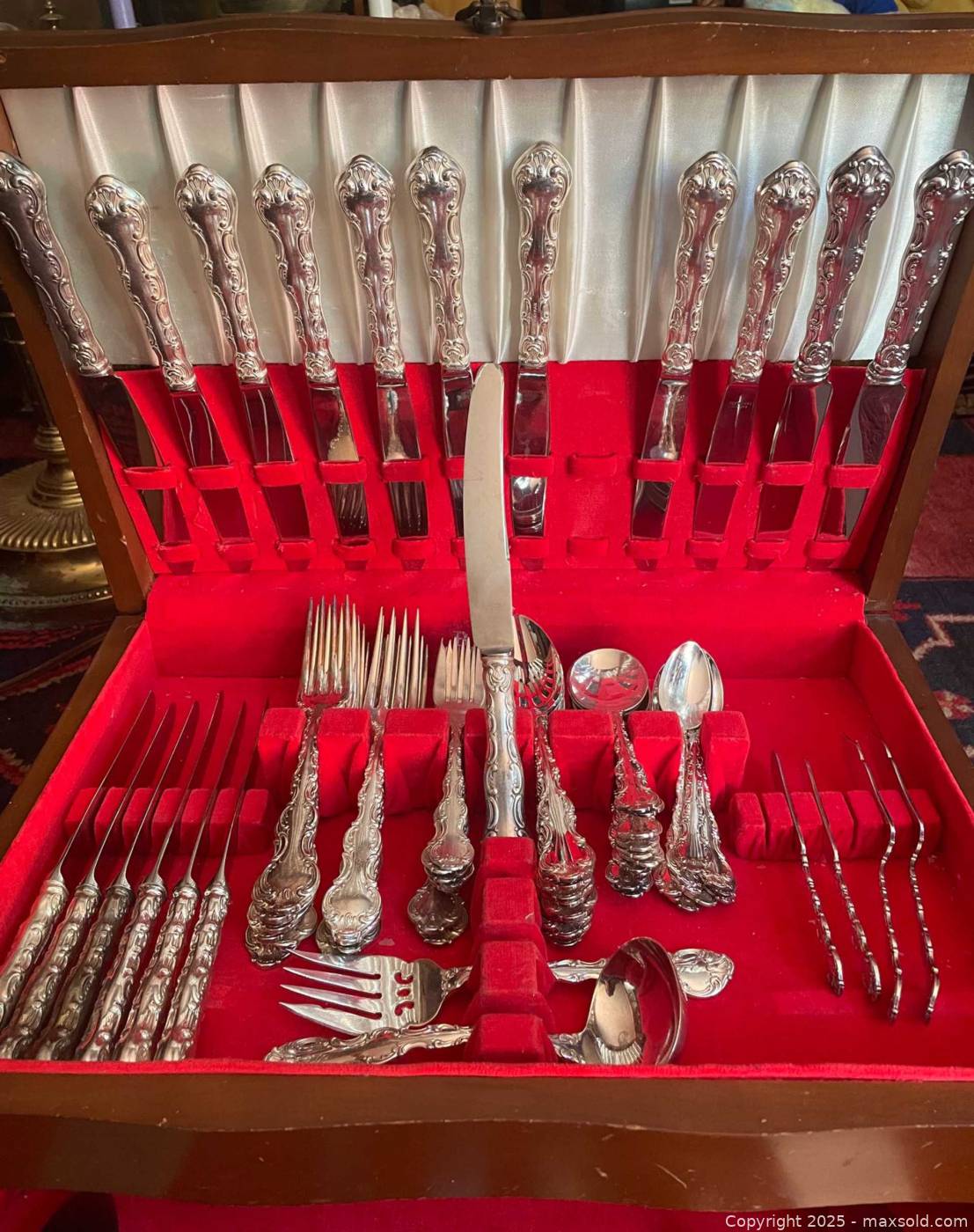 Birks Regency Plate Louis de France flatware, 81-piece | Maxsold