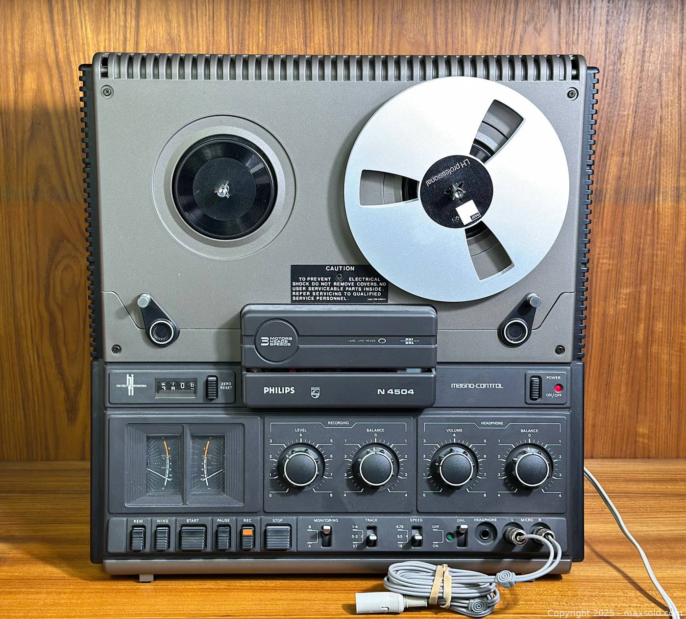 Philips N4504 Stereo Reel-to-Reel Tape Deck (1977) | Maxsold