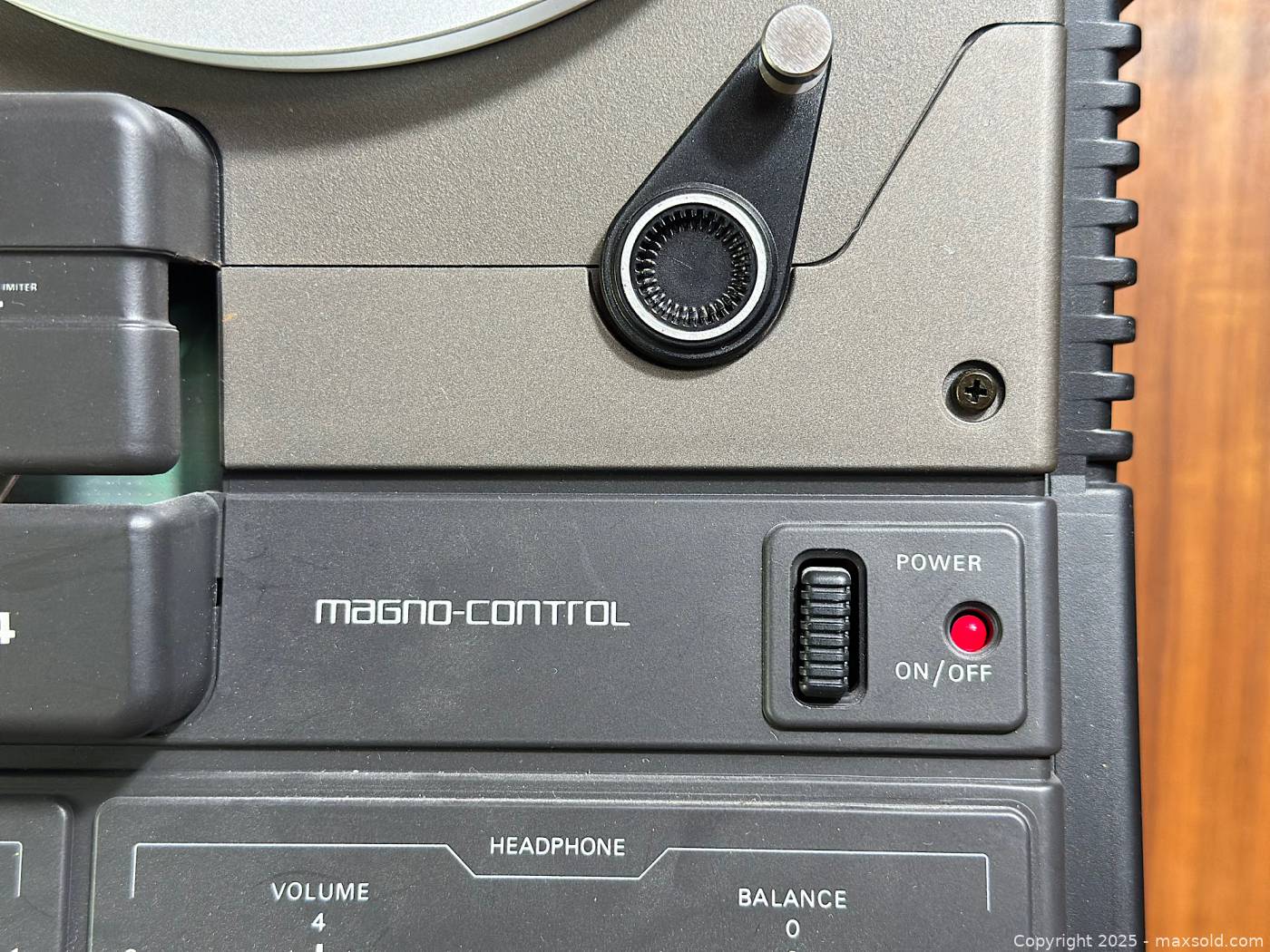 Philips N4504 Stereo Reel-to-Reel Tape Deck (1977) | Maxsold