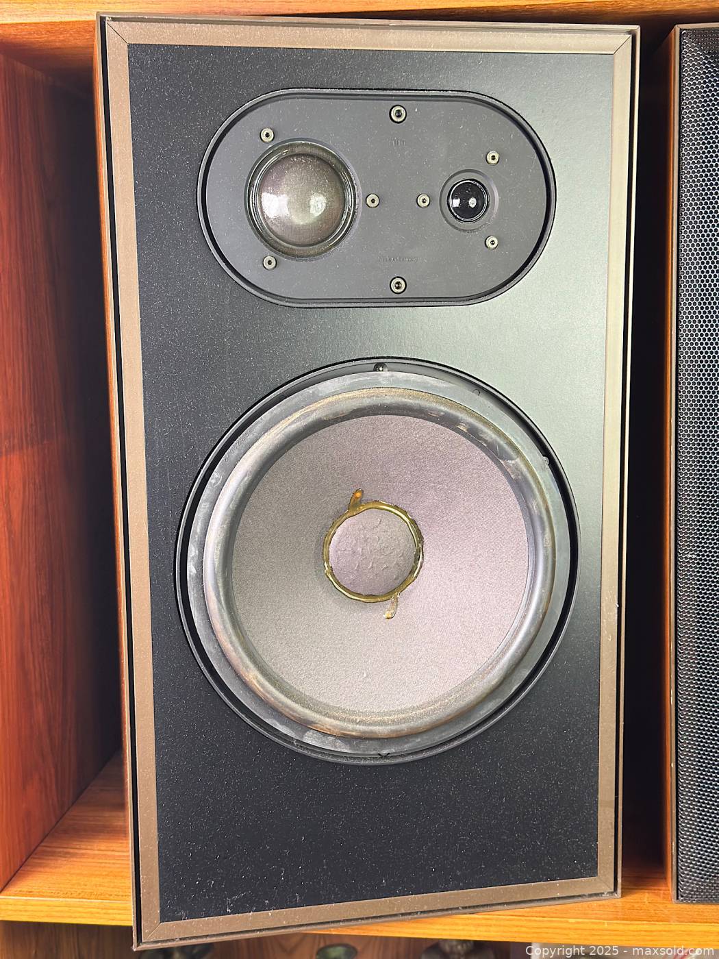 Vintage Braun L8100HE 3-Way Audio Speakers, Pair | Maxsold