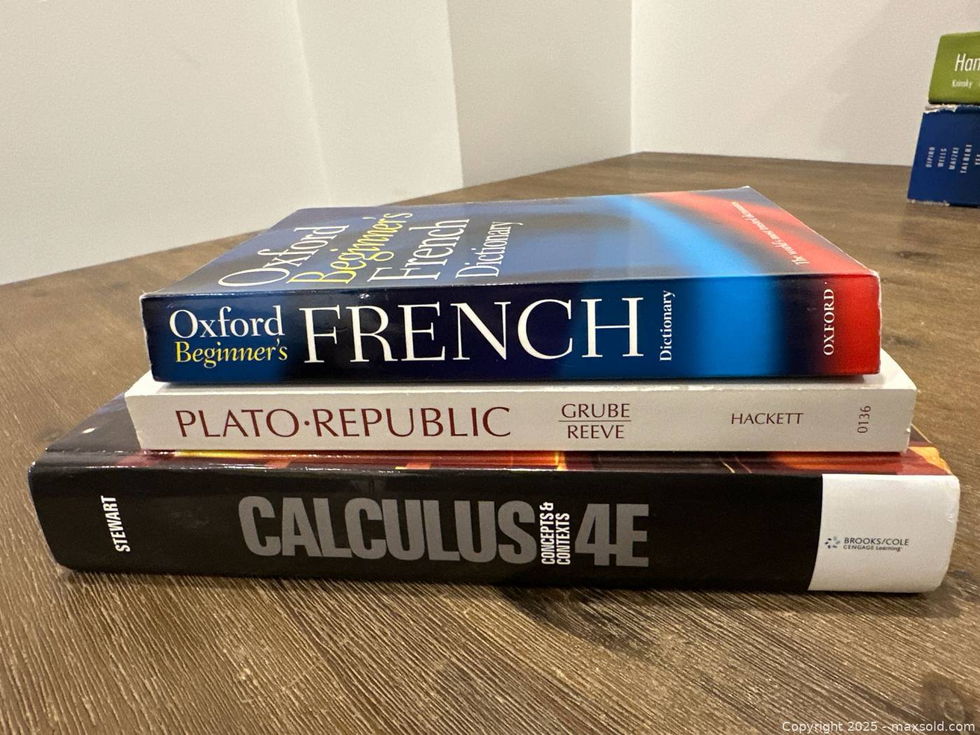 Oxford French Dictionary, Plato Republic, Calculus 4E Books | Maxsold