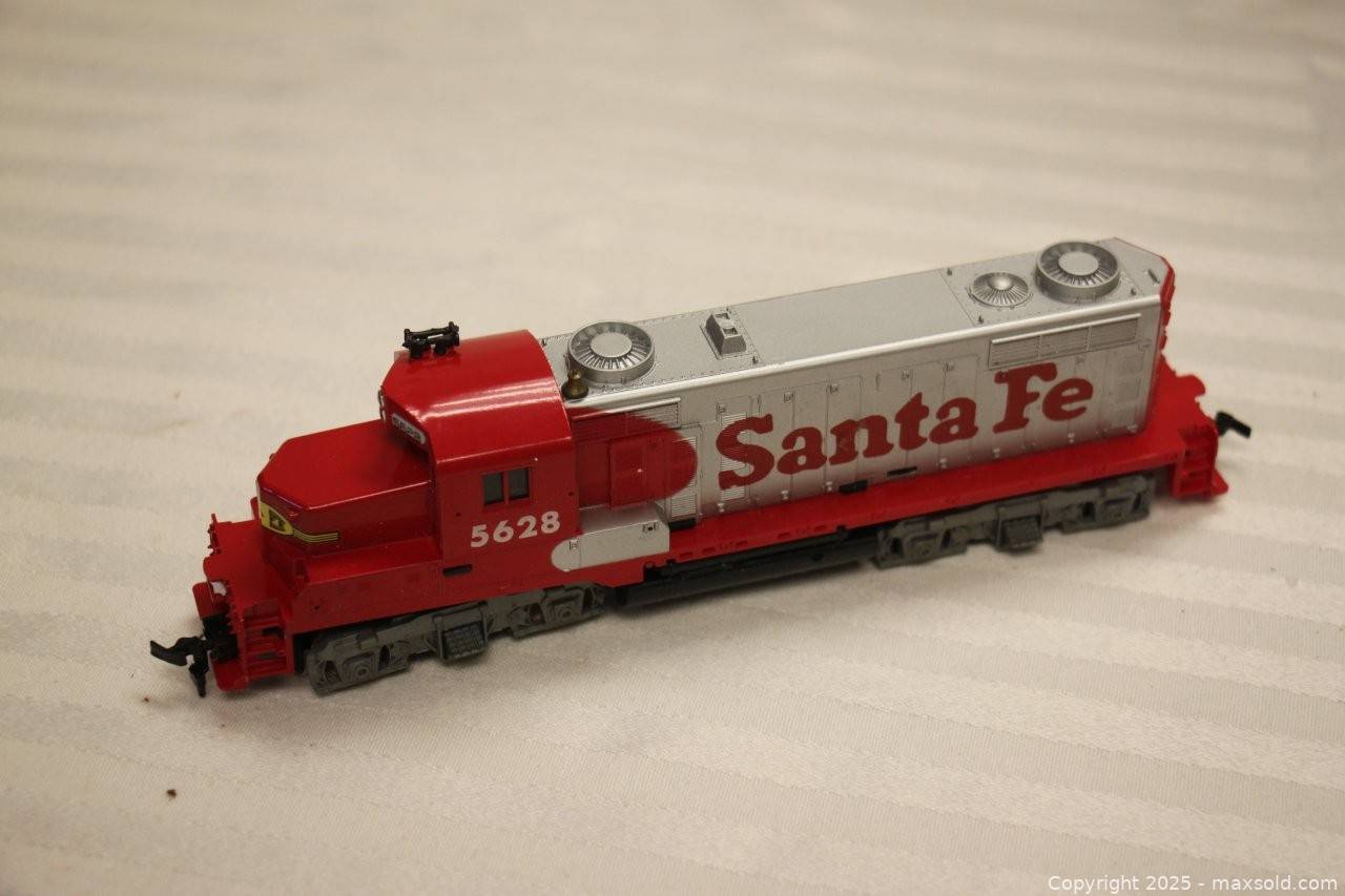 Tyco HO Rail Master 72 train set | Maxsold