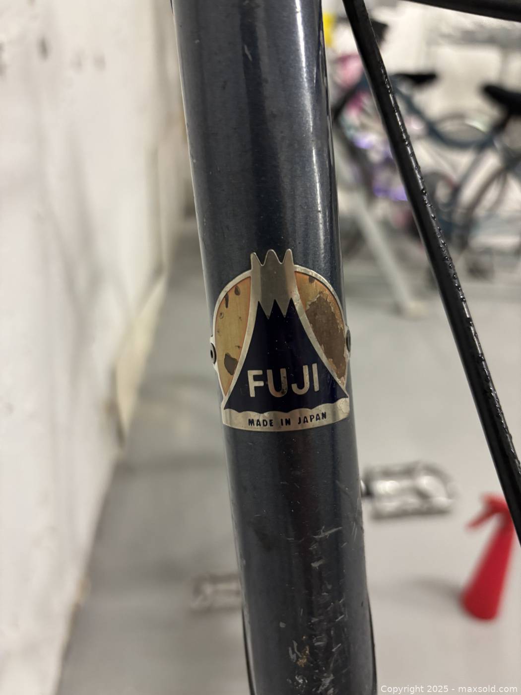 Fuji 63.5 cm Single-Speed Road Bike | Maxsold