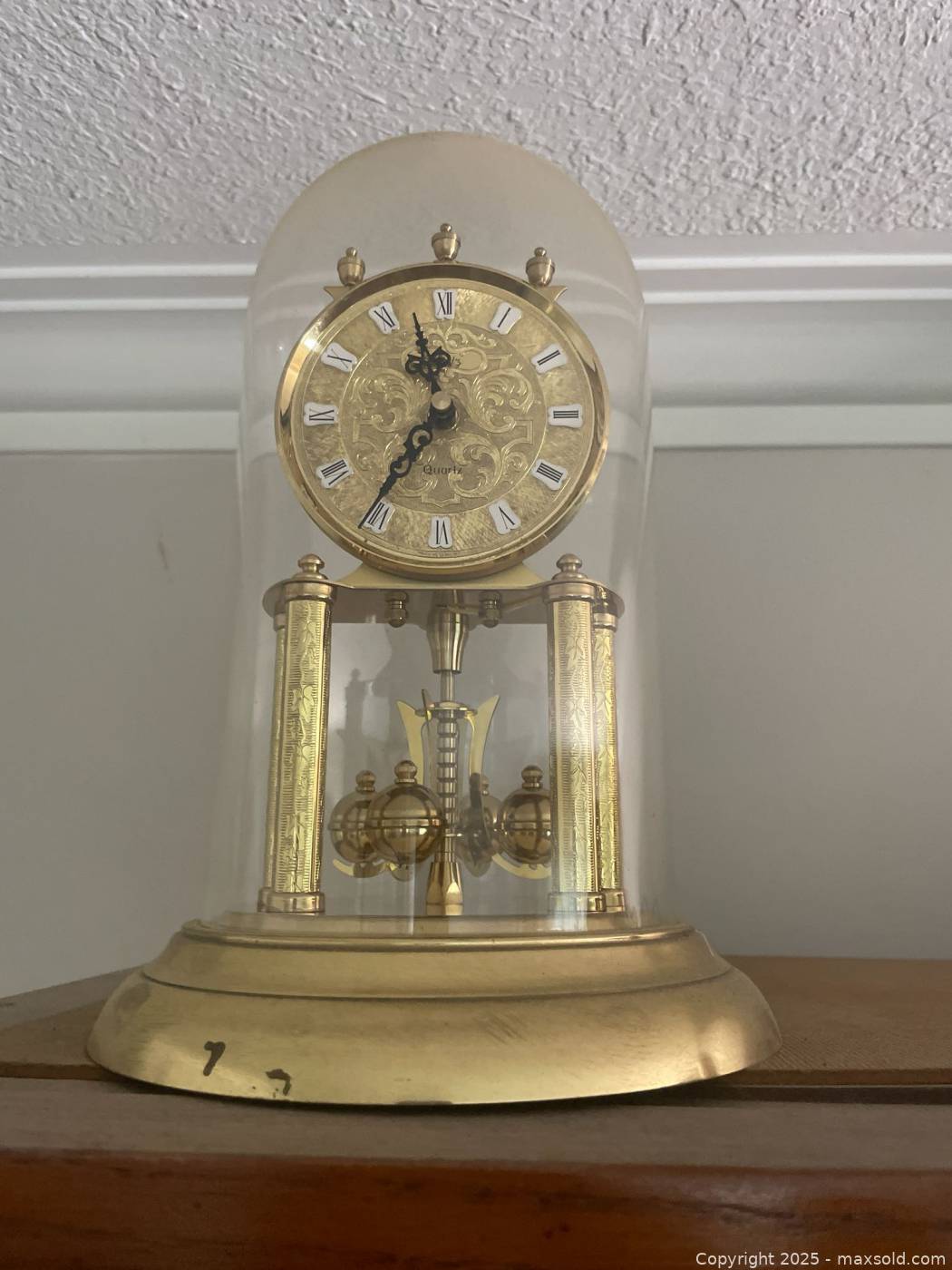 Brass Mantle Clock with Plastic Dome | Maxsold