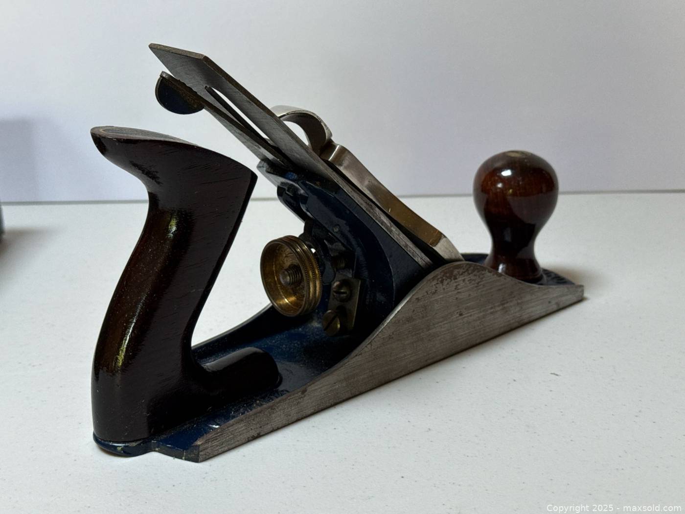 Antique Record No. 4 wood plane with box | Maxsold