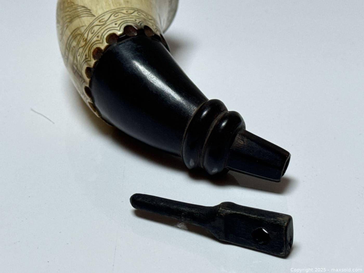 Carved wood and horn American powder horn | Maxsold