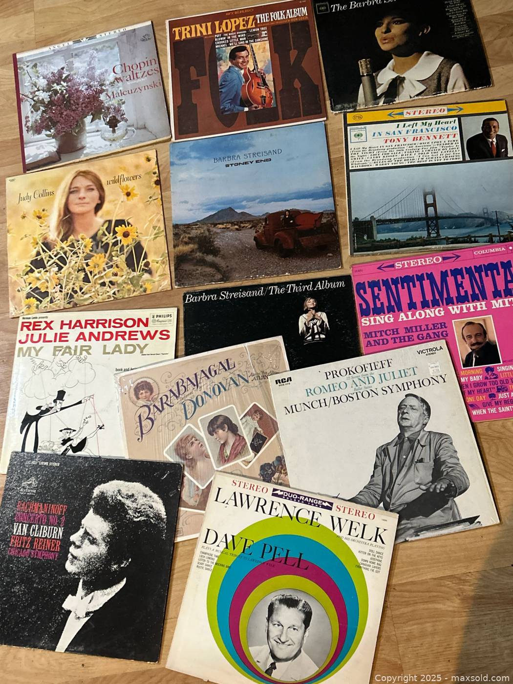 13 vintage vinyl record albums | Maxsold