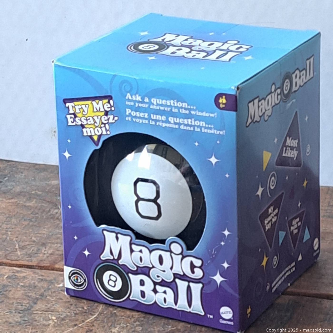 Magic 8 Ball Fortune Telling Toy | Maxsold