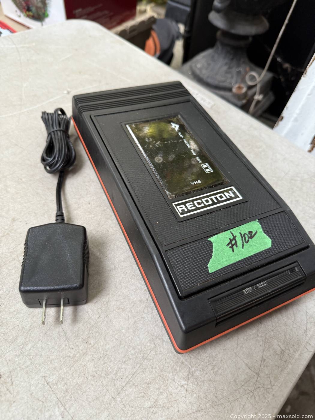 Recoton VHS tape rewinder with adapter | Maxsold