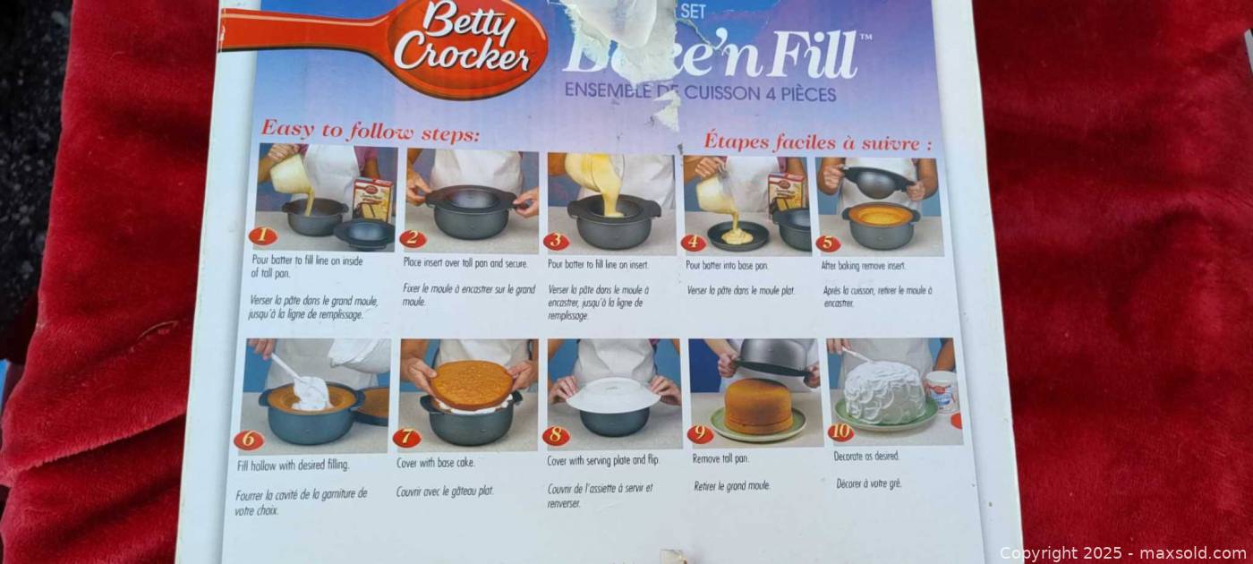 Betty Crocker Bake ’n Fill 4-piece cake pan set | Maxsold