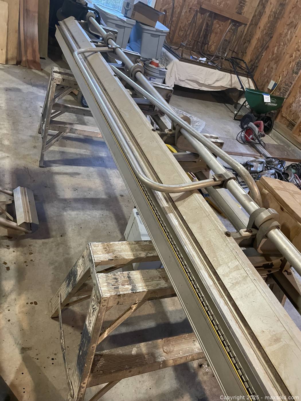 Professional metal brake 10 ft 6 in | Maxsold