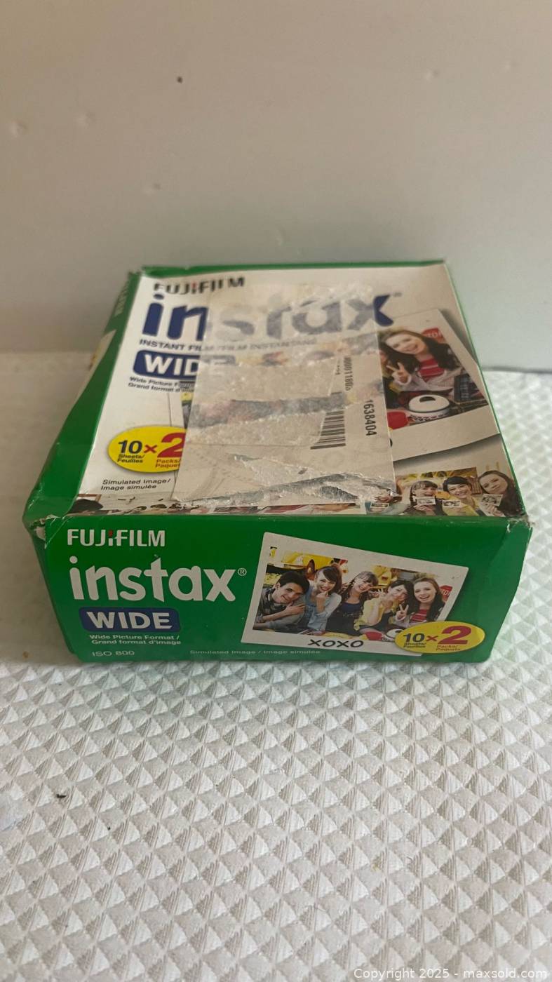 Fujifilm Instax Wide instant film 20-exposure twin pack sealed | Maxsold