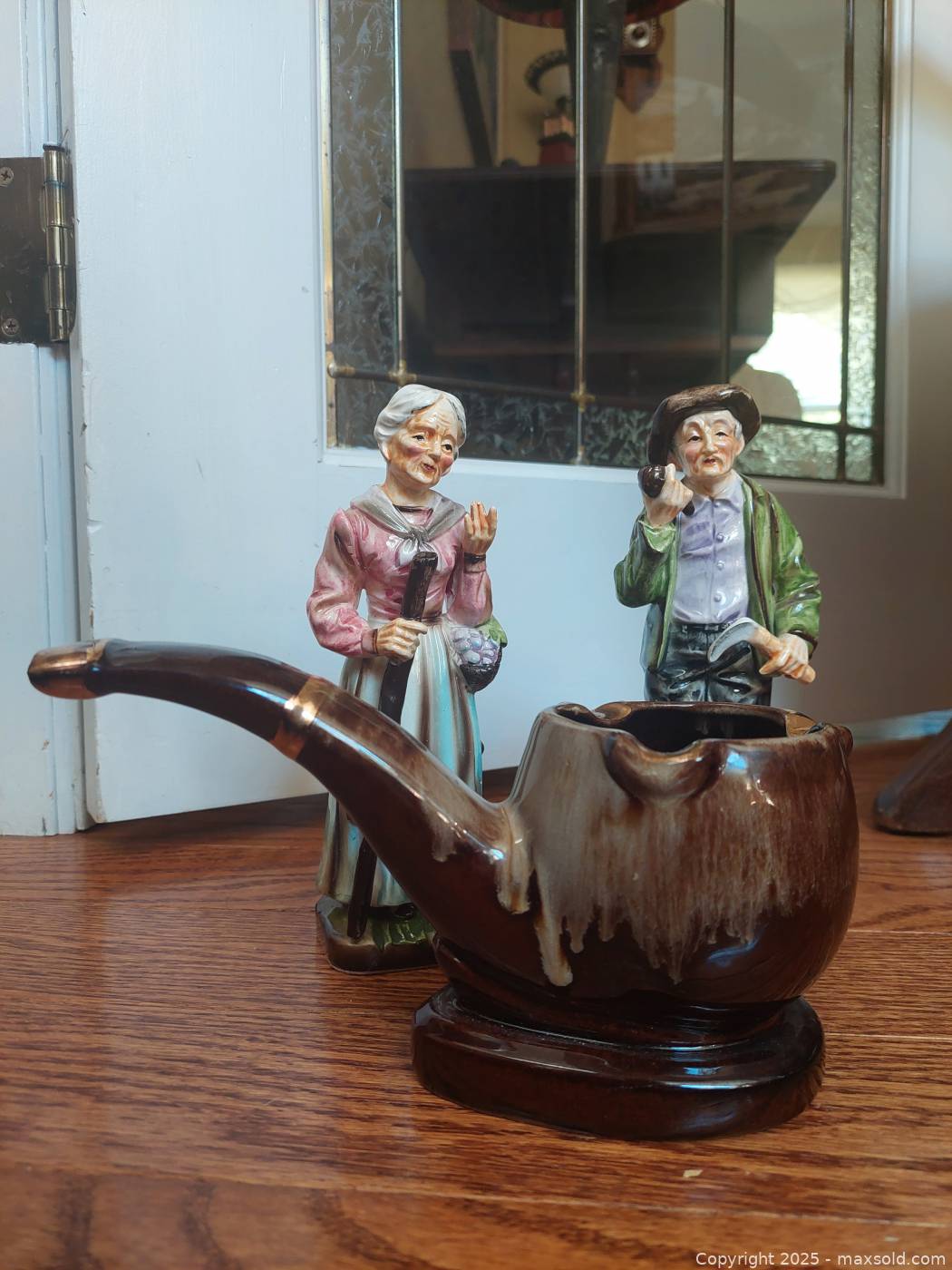 Vintage Japan ceramic pipe ashtray with elderly man and woman figurines ...
