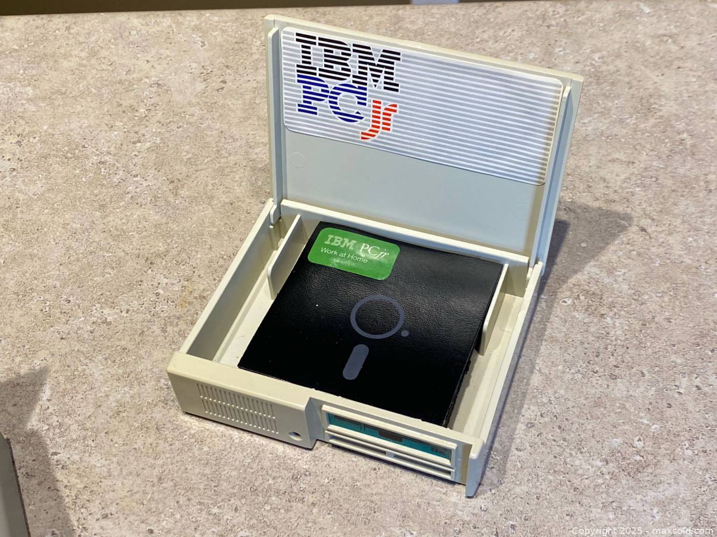 Vintage IBM PC Jr desk accessory set 1984 | Maxsold