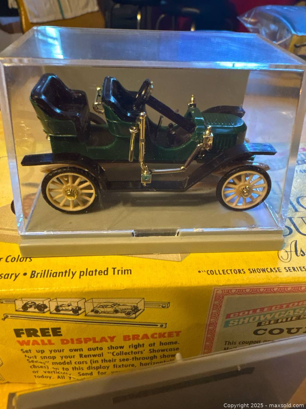 Renwal 1910 Stanley Steamer & 1903 Curved Dash Oldsmobile Model Cars ...