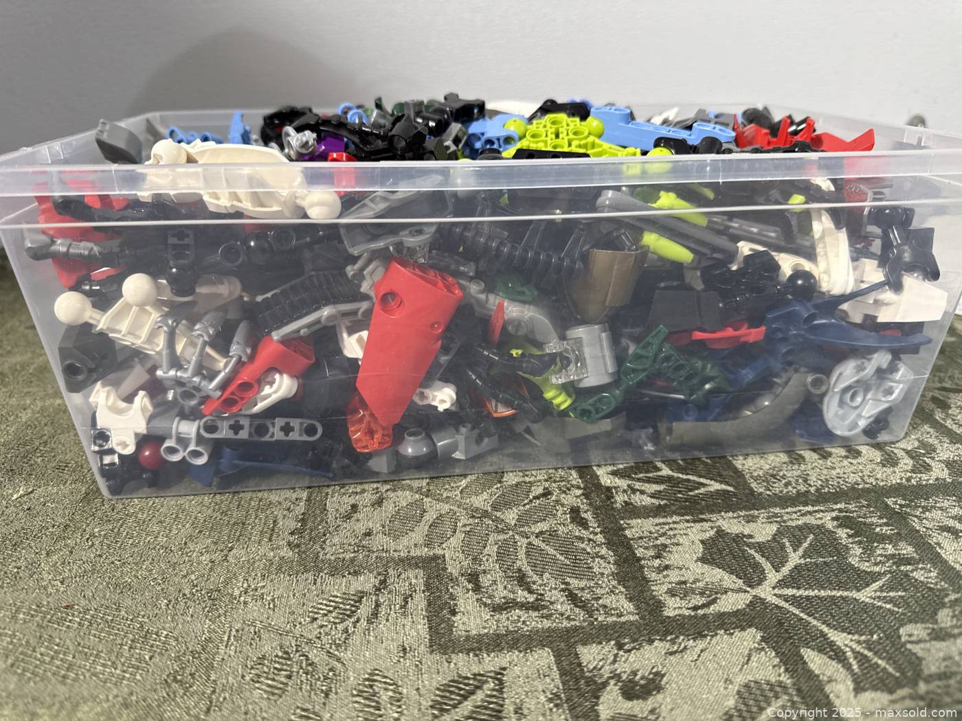 LEGO Bionicle & Hero Factory bulk parts | Maxsold