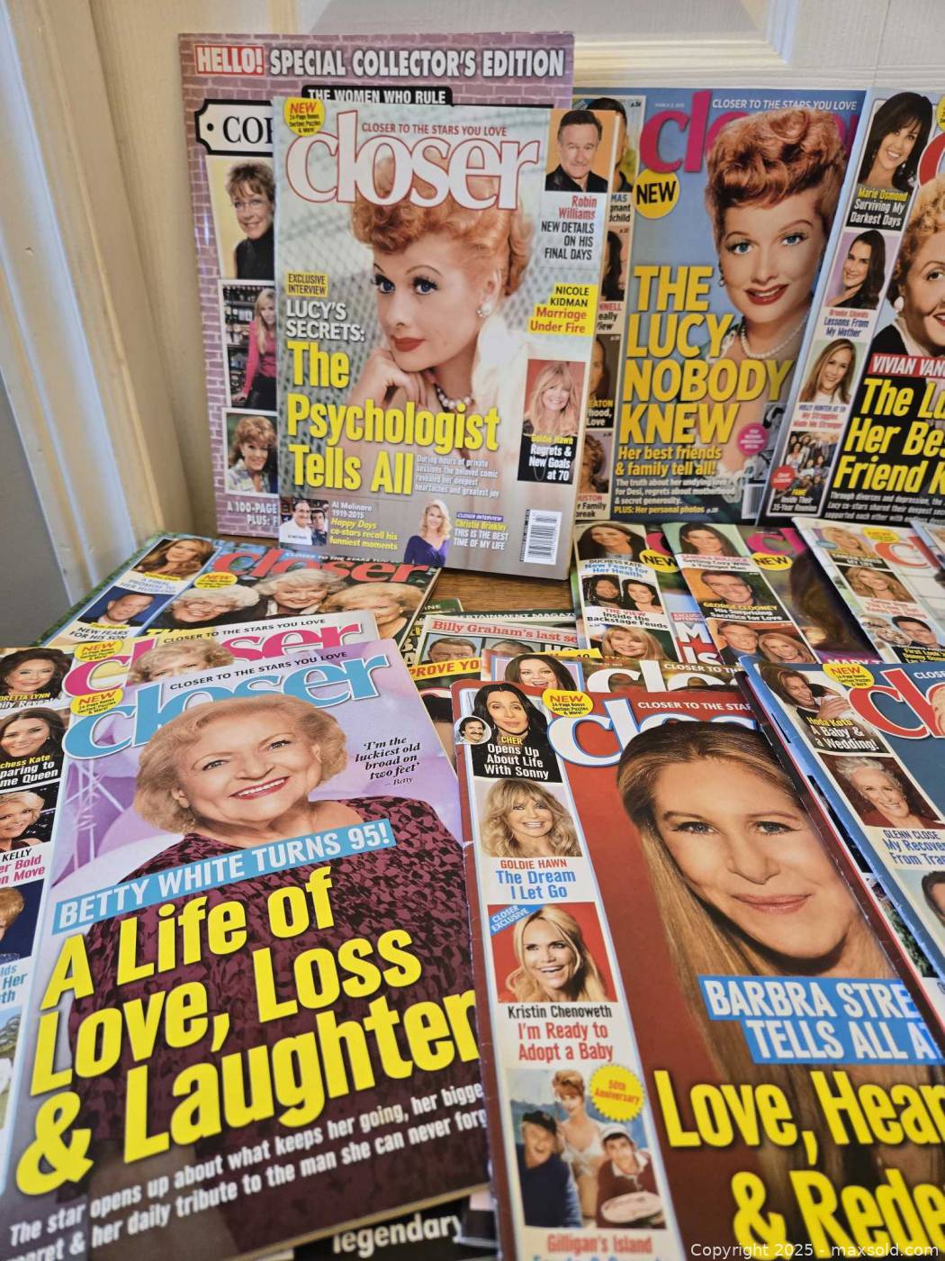 Classic celeb Closer magazine bundle | Maxsold
