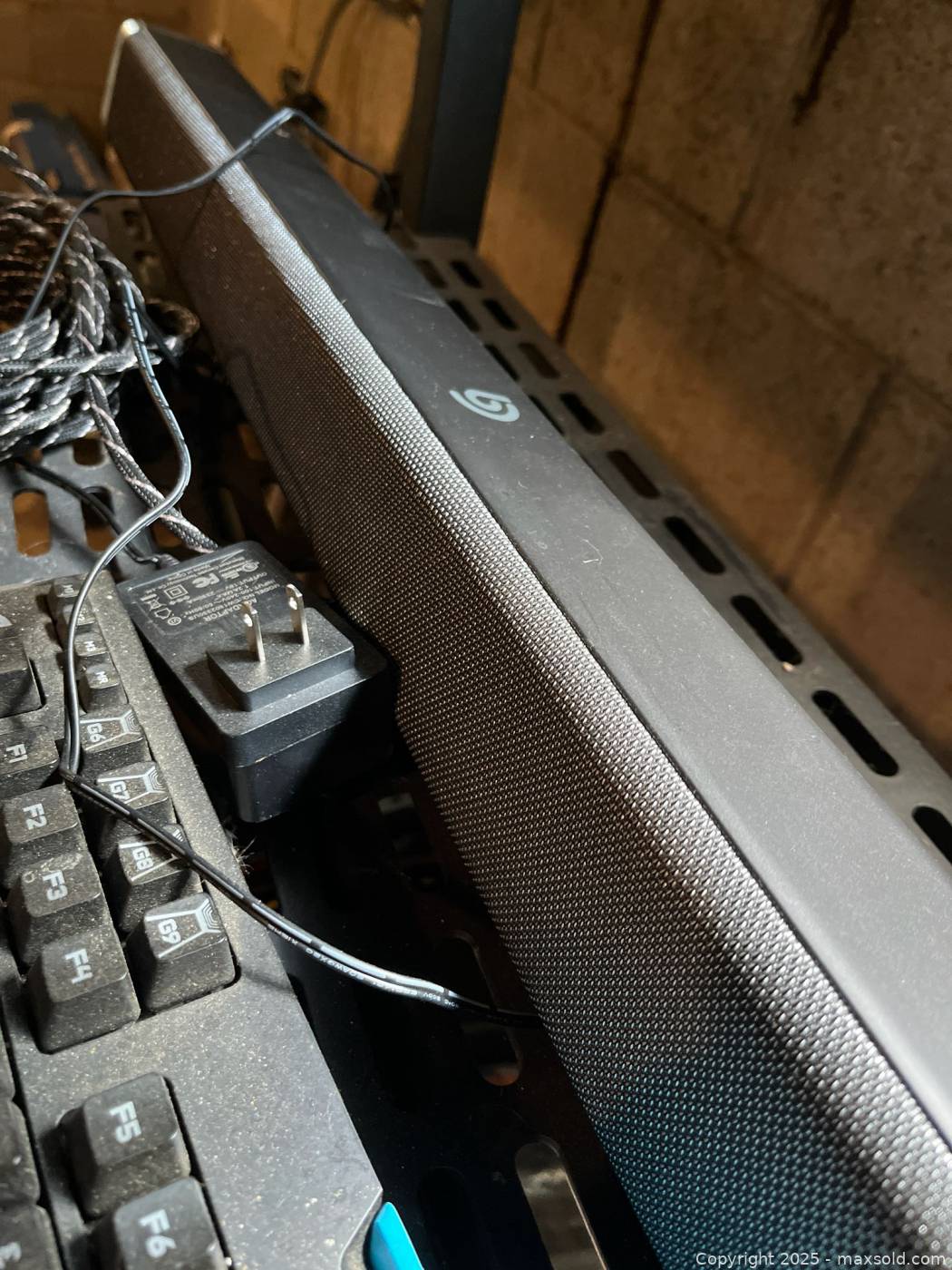 Bomaker Odine I soundbar & Logitech G-series keyboard | Maxsold