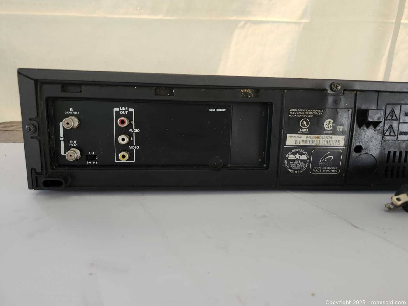 GoVideo DDV9550 dual-deck VHS VCR recorder | Maxsold