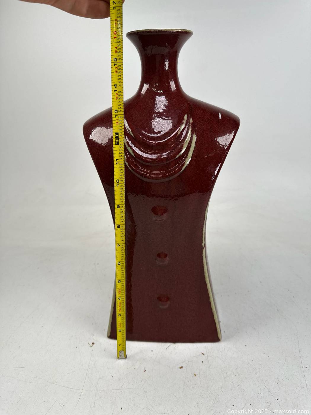 Large vintage female form vase | Maxsold