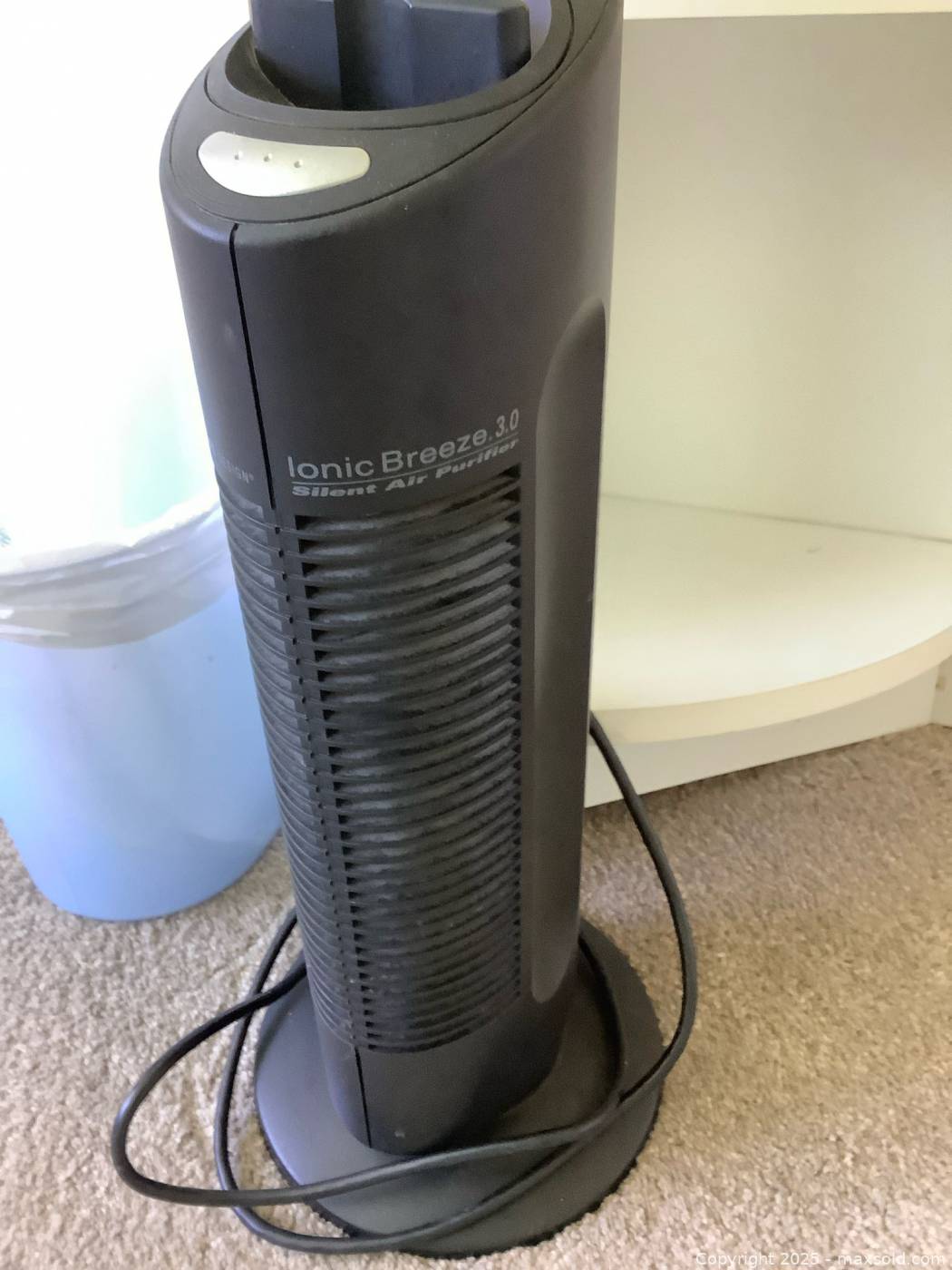 Corner shelf and Sharper Image Ionic Breeze 3.0 air purifier | Maxsold