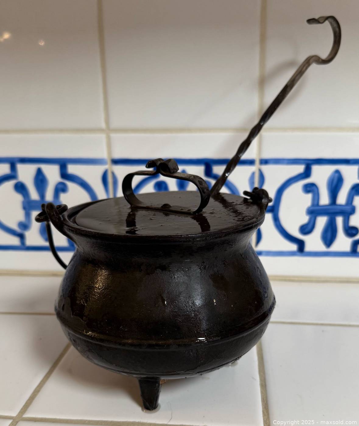Vintage French Cast Iron Cauldron with Lid and Ladle | Maxsold
