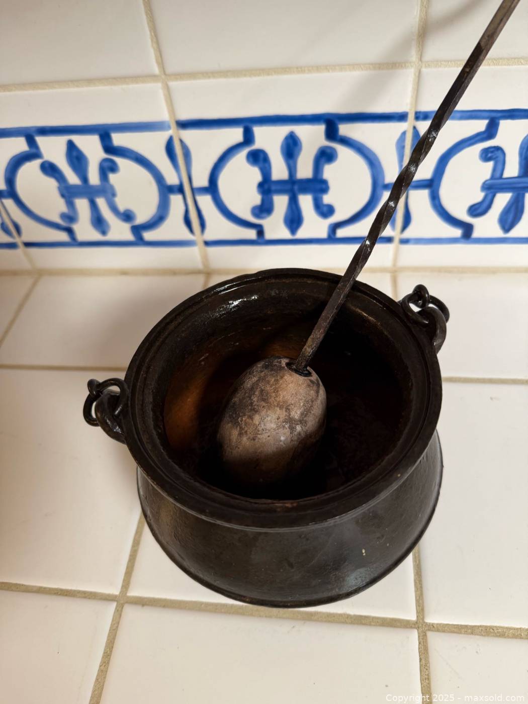 Vintage French Cast Iron Cauldron with Lid and Ladle | Maxsold