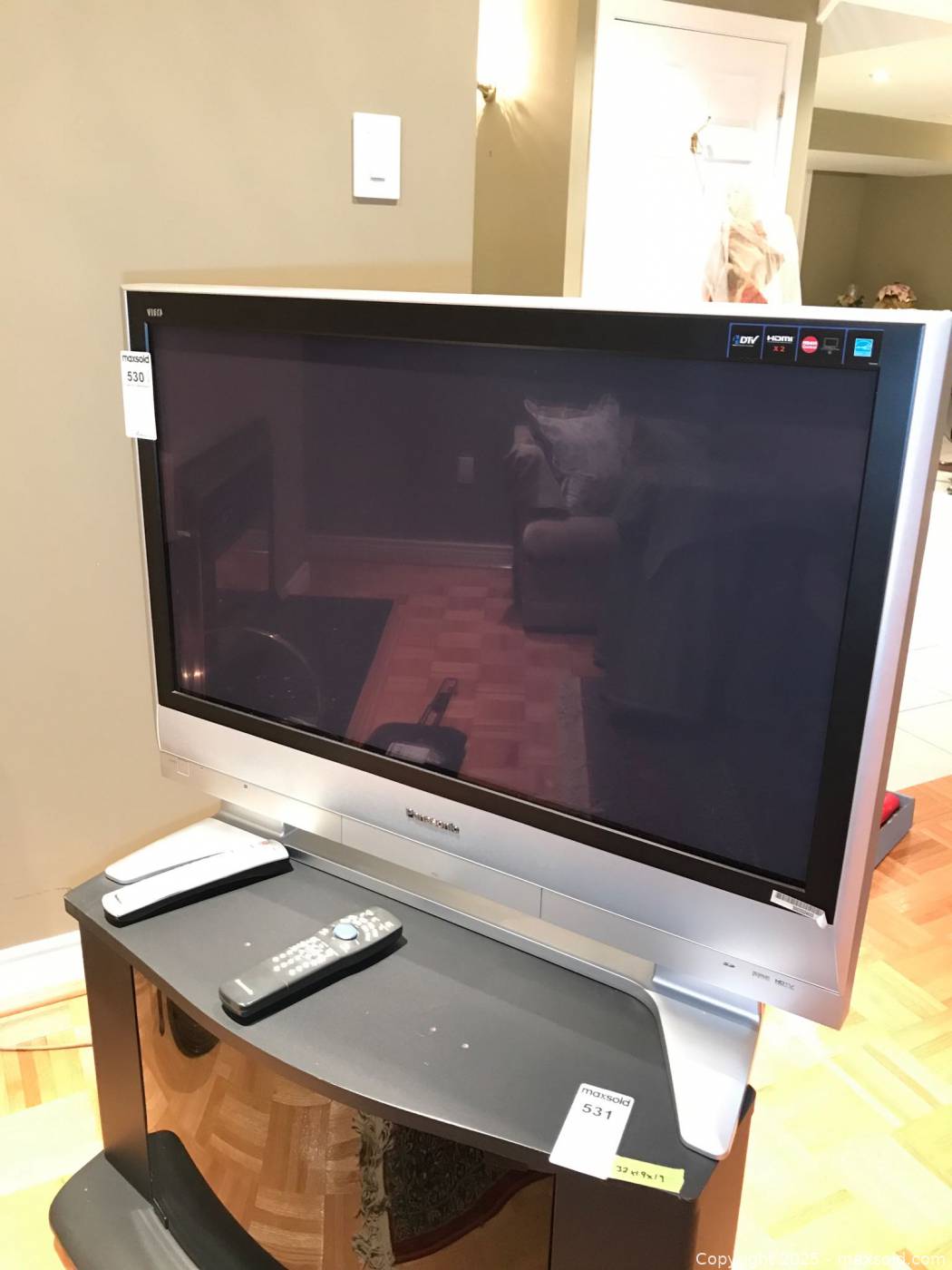 Panasonic TH-37PX60U 37" Plasma TV with Remote | Maxsold