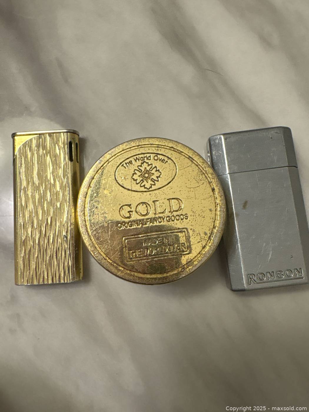 Ronson vintage gold-tone lighters | Maxsold