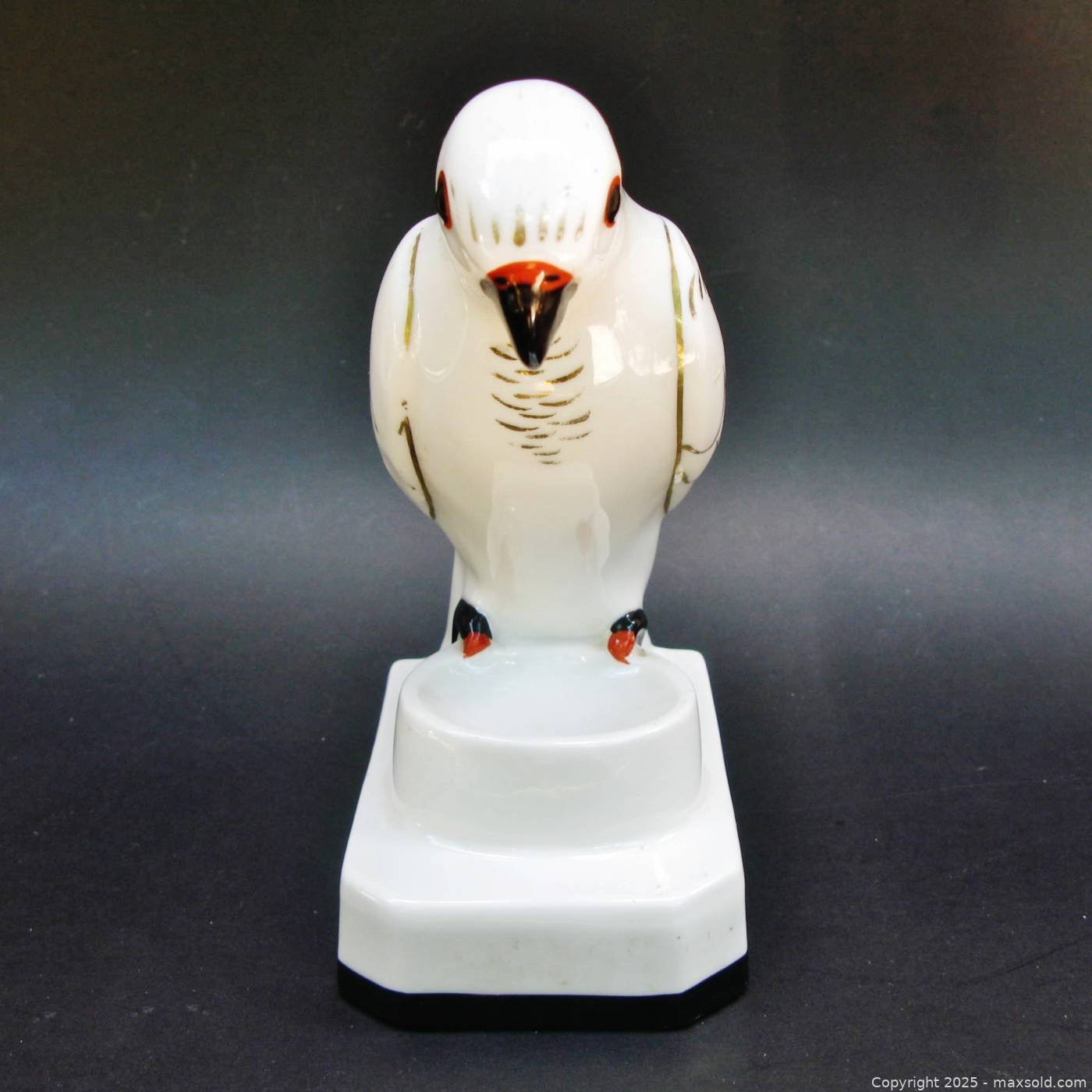 Robj parrot porcelain perfume lamp | Maxsold